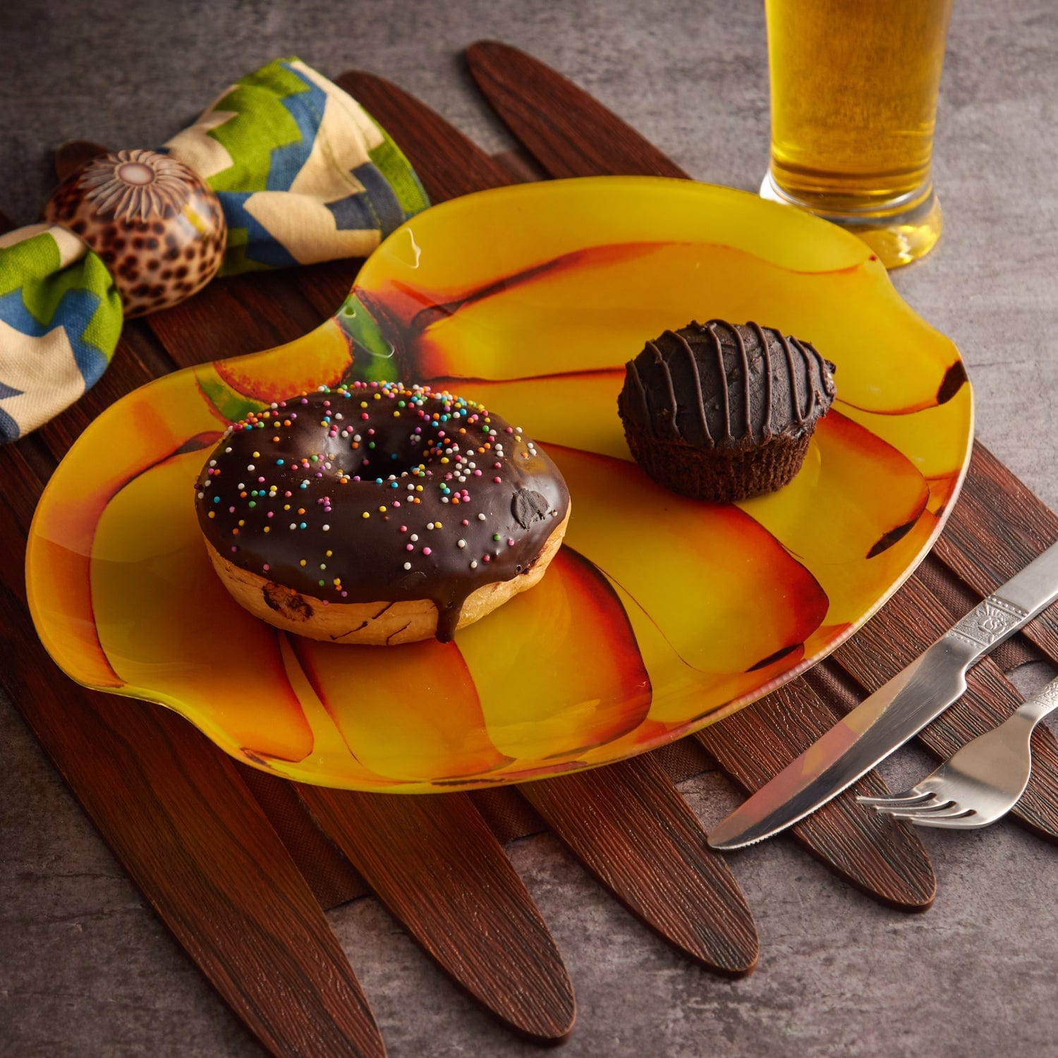 Banana-Shaped Fruit Plate: Stylish & Durable Glassware